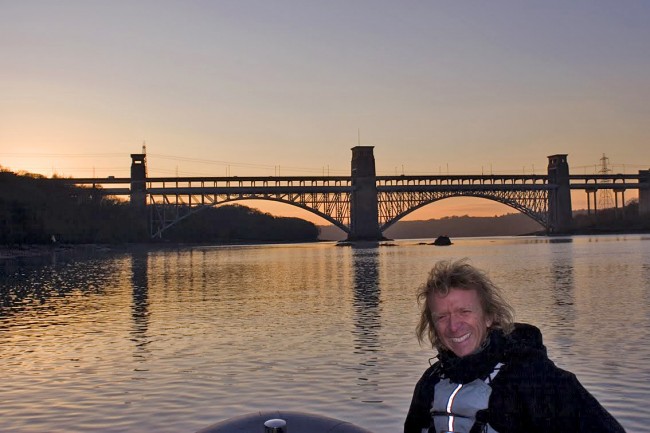 R.I.P. Jake Brockman, The Fifth Bunnymen – The Color Awesome